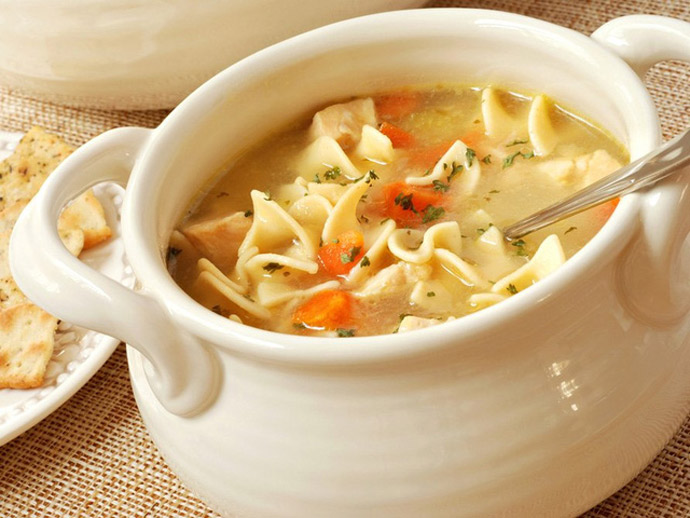 Vì sao khi ốm lại nên ăn súp gà? - KhoaHoc.tv